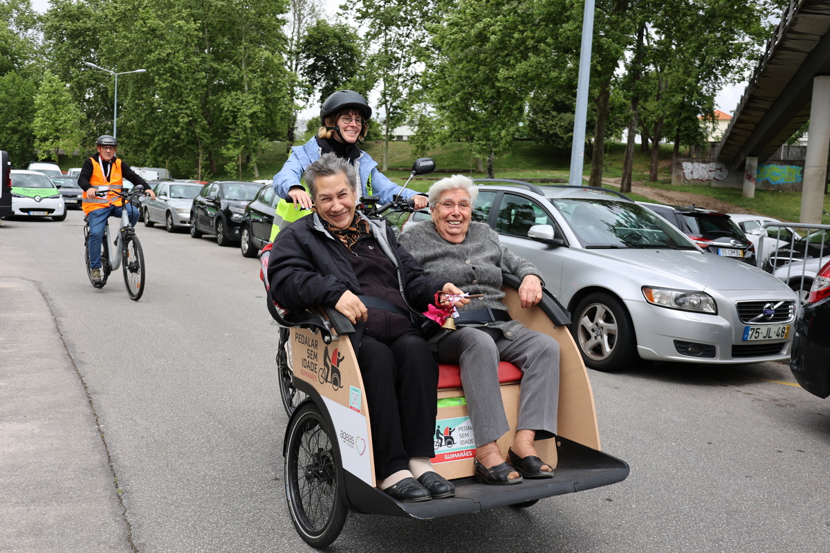 Social | CAISA e Pedalar Sem Idade na Bigger - Caisa